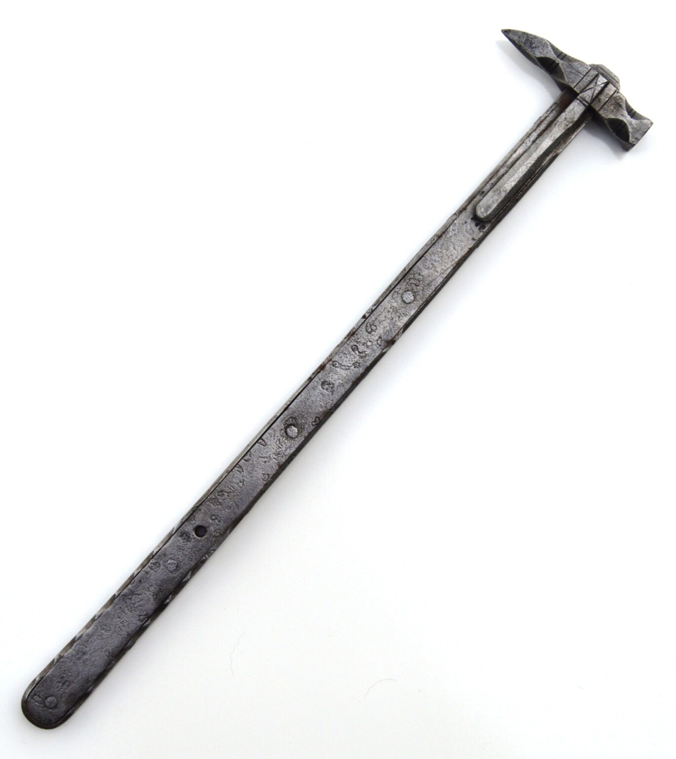 Antique Weapons Dealer for Historic Weapons - Antique Weapon Store