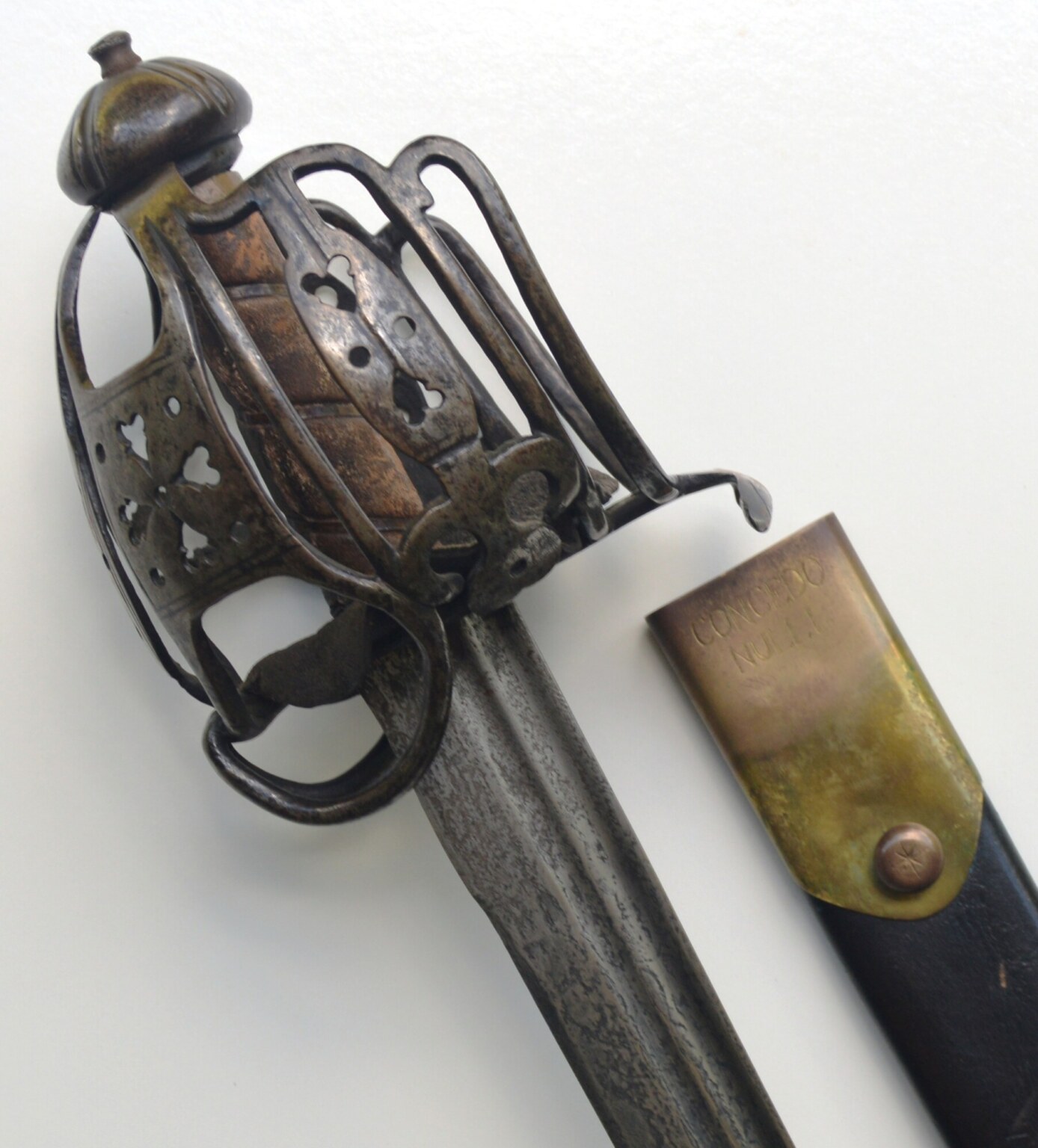 Scottish Basket-hilted Backsword, Mid-18th C - Antique Weapon Store