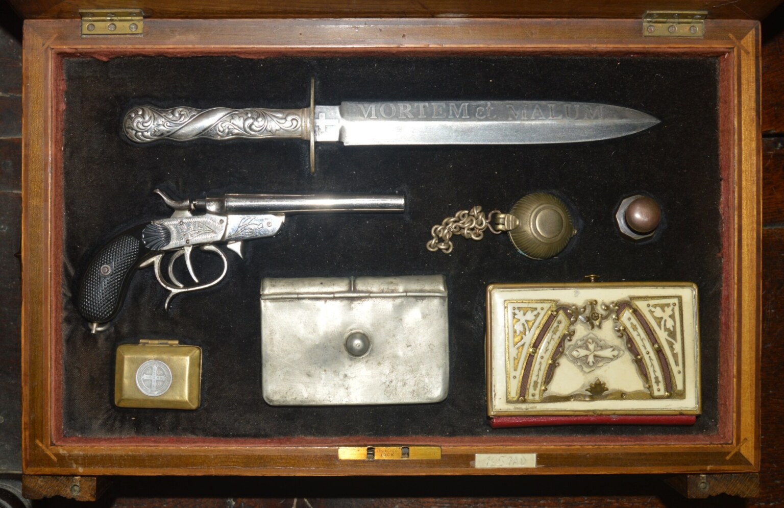 Large Vampire Killing Kit, Late 19th C and Later - Antique Weapon Store