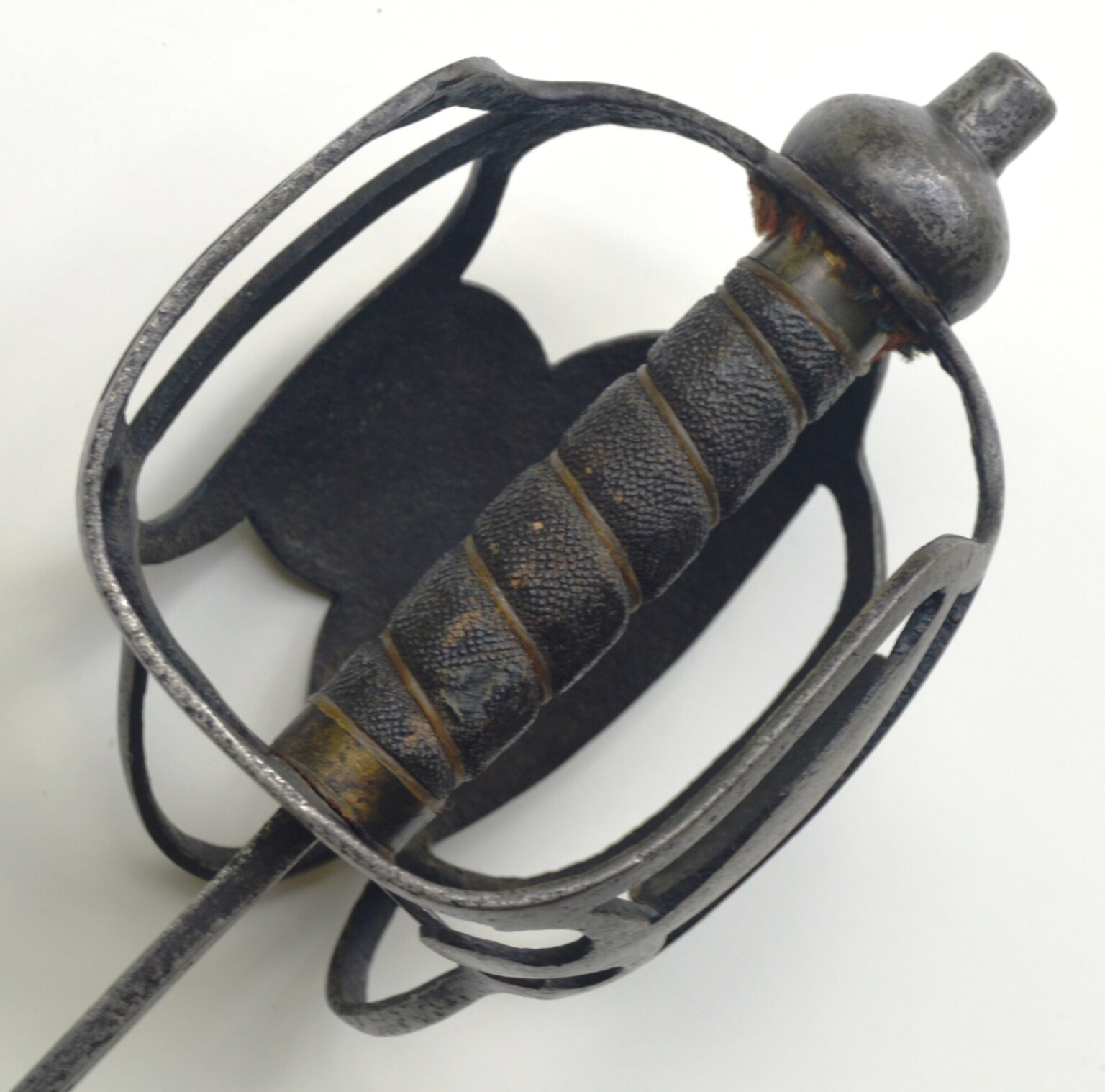 English Basket-hilted Backsword, 2nd Quarter 18th C - Antique Weapon Store