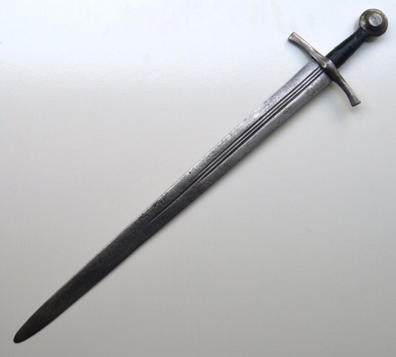 Medieval Knightly Type XIV Broadsword, Early 14th C - Antique Weapon Store