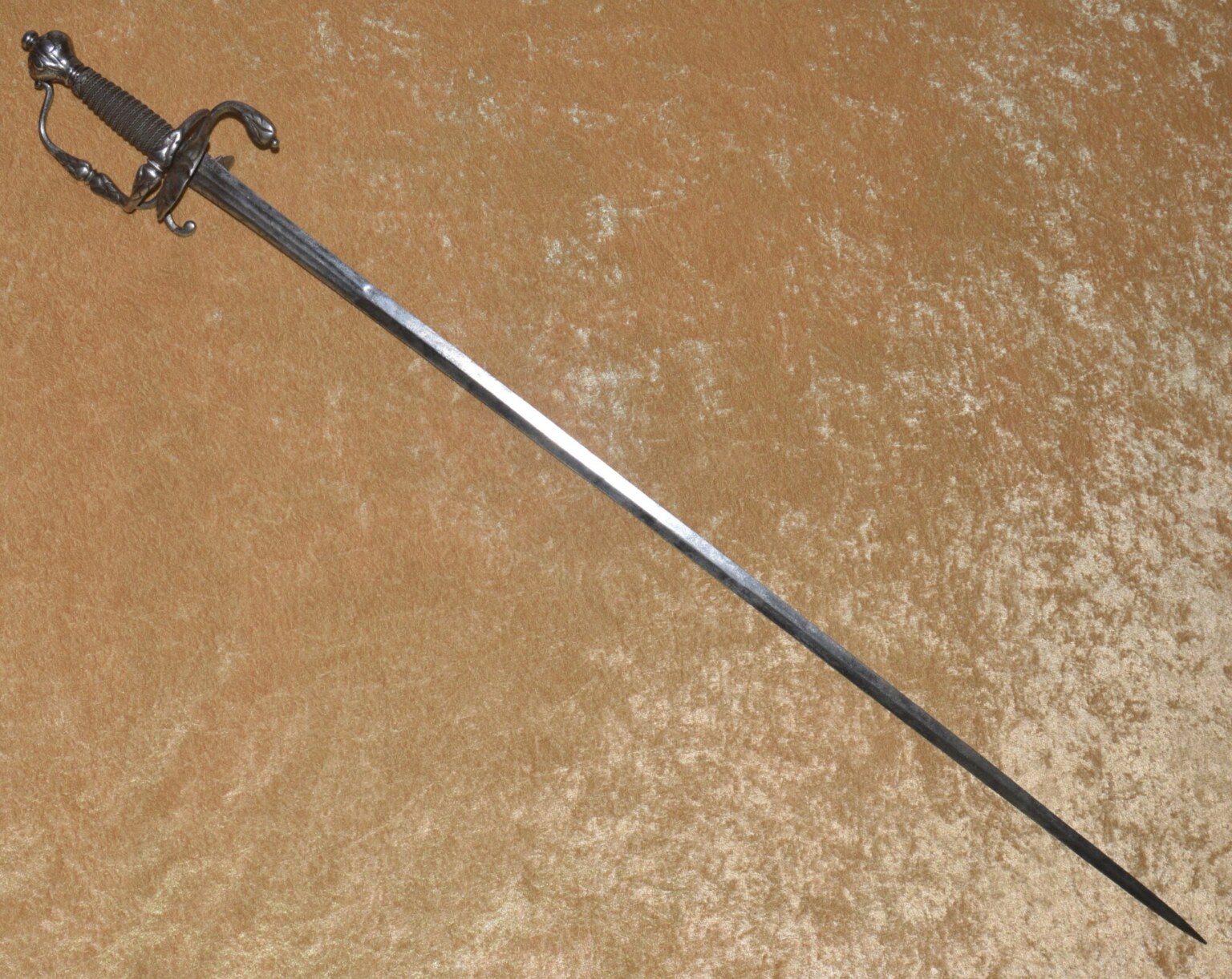 Fine Quality German Rapier, ca. 1640 - Antique Weapon Store