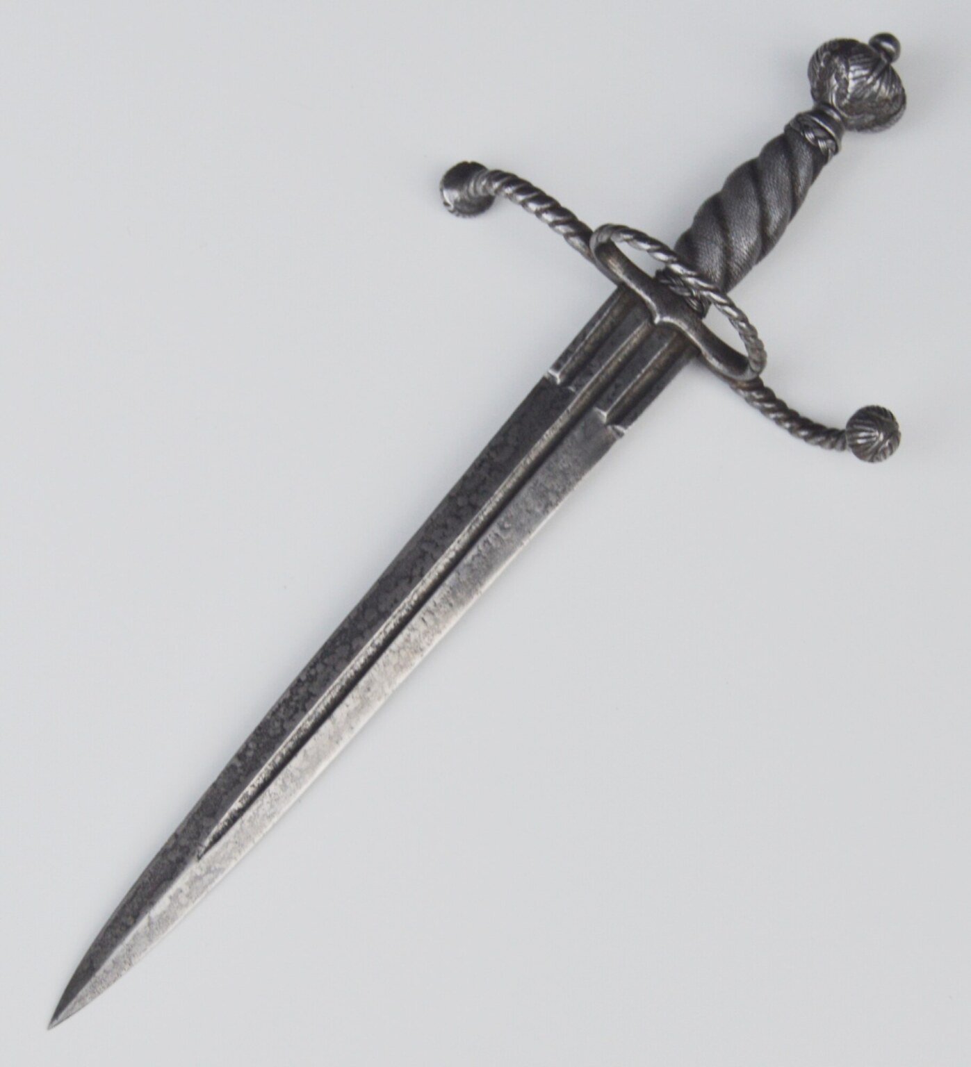 Original 16th and 17th Century Antique Swords and Rapiers for Sale