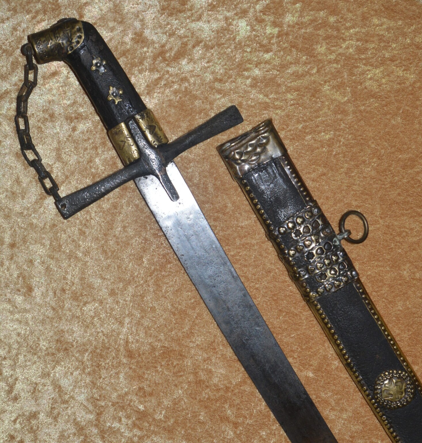 Original 16th and 17th Century Antique Swords and Rapiers for Sale