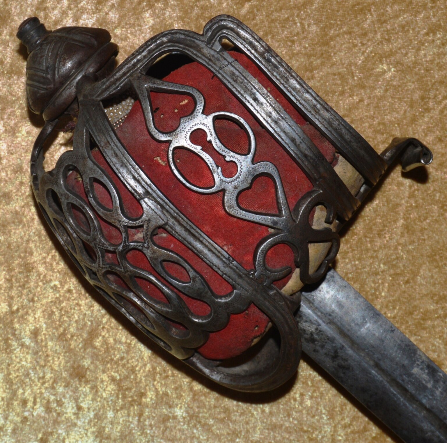 Important Scottish Basket-hilted Broadsword, the Hilt Signed by Walter Allan - Antique Weapon Store