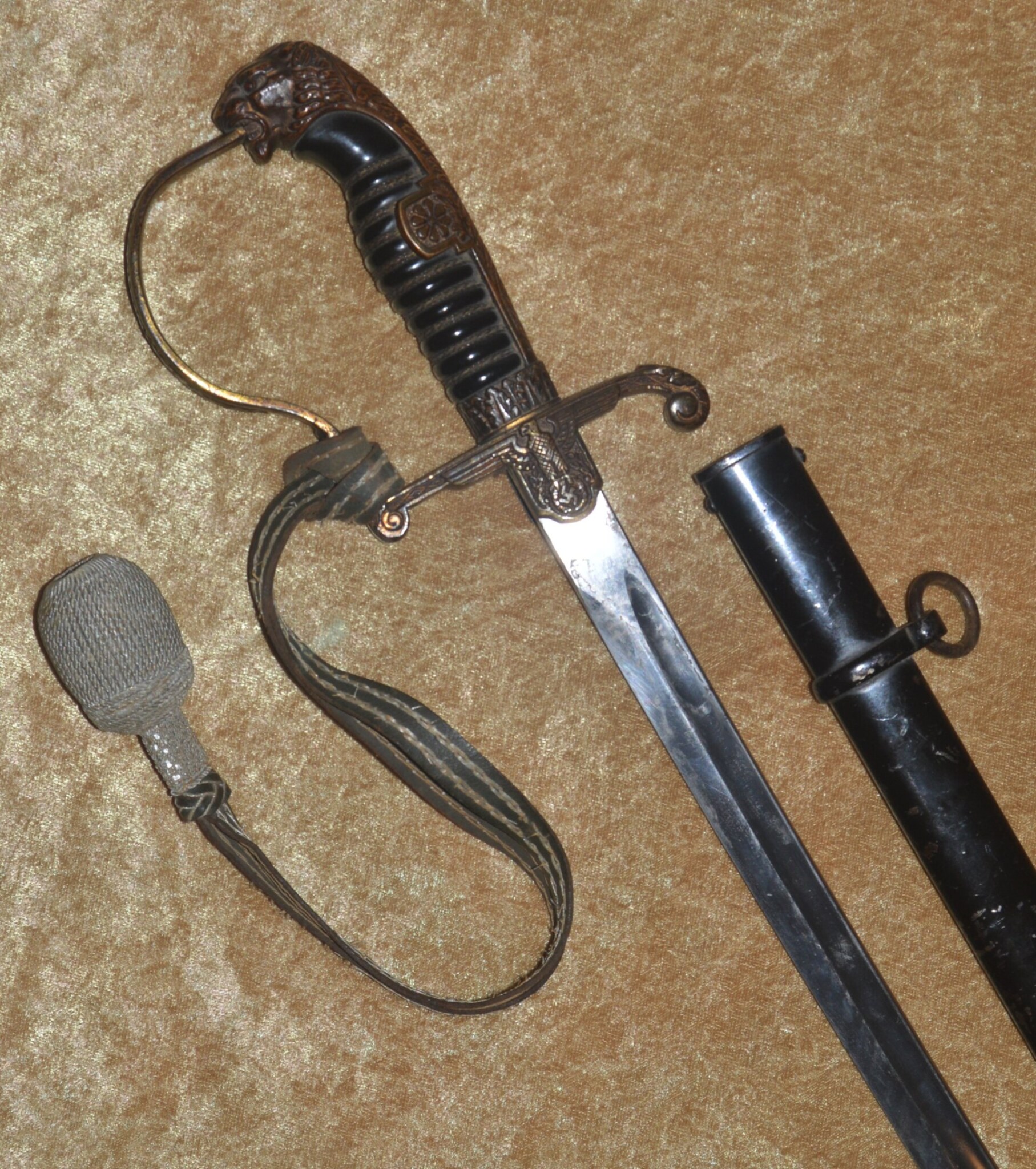 Antique Weapons Dealer for Historic Weapons - Antique Weapon Store