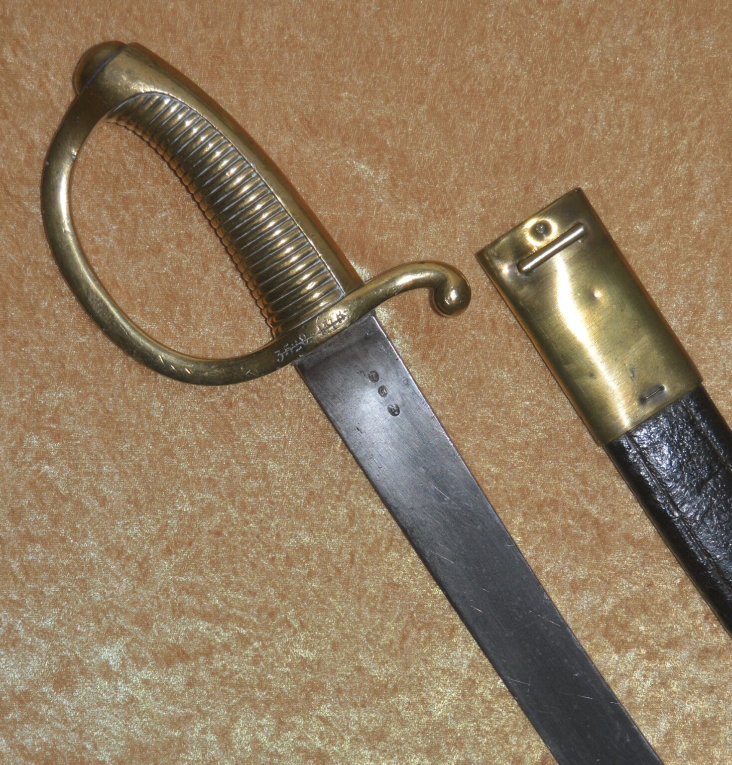Antique Weapons Dealer for Historic Weapons - Antique Weapon Store