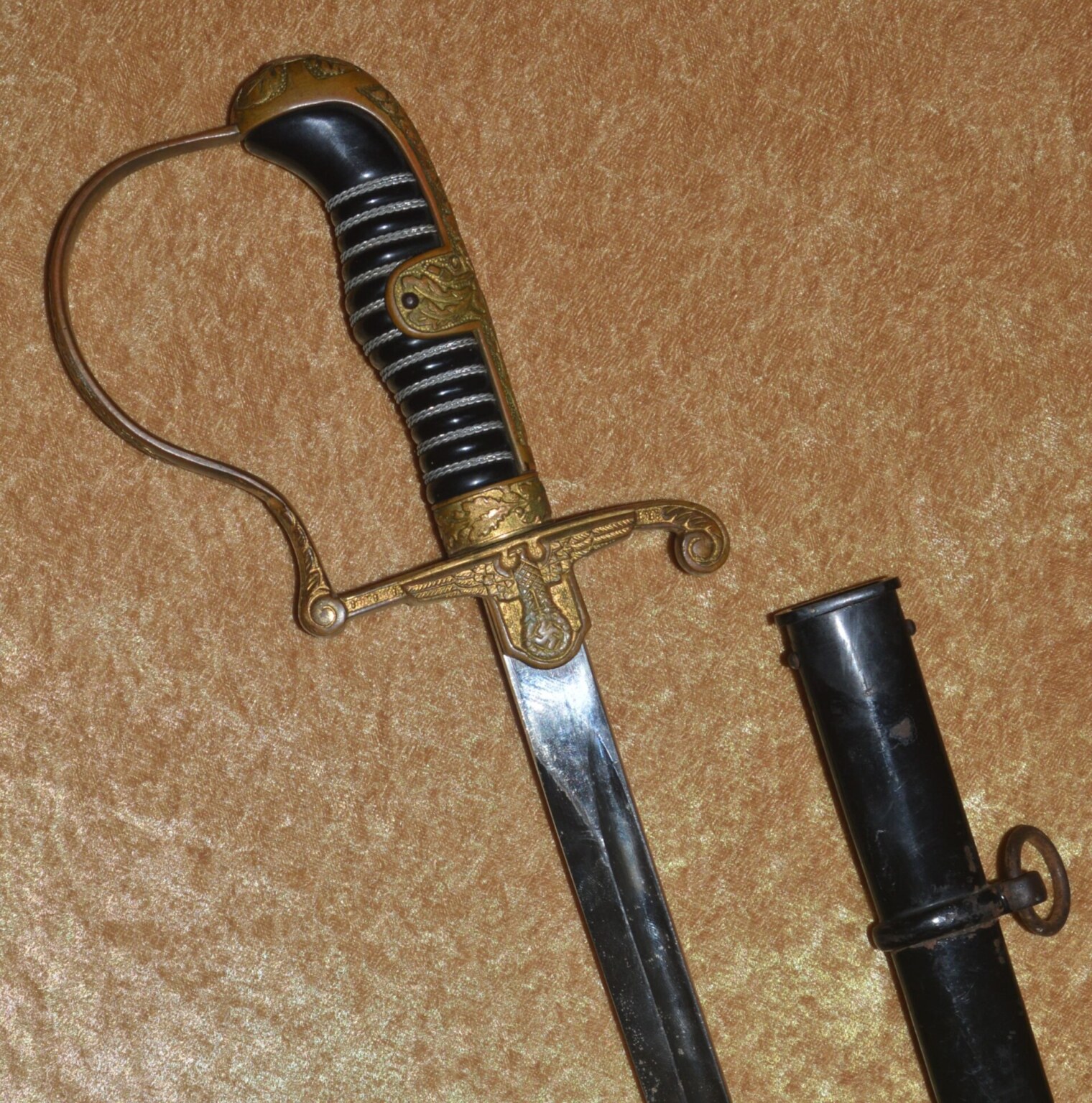 Antique Weapons Dealer for Historic Weapons - Antique Weapon Store