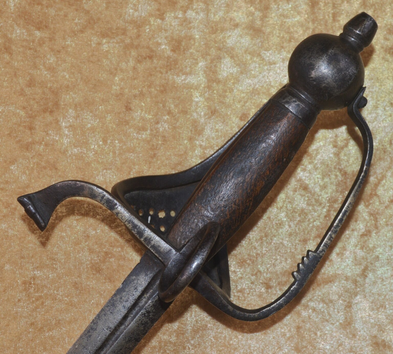 Swedish Broadsword, ca. 1630 - Antique Weapon Store