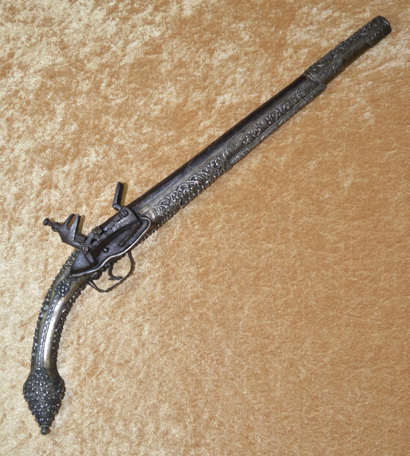 Antique Rifles and Firearms for Sale | Antique Weapon Store