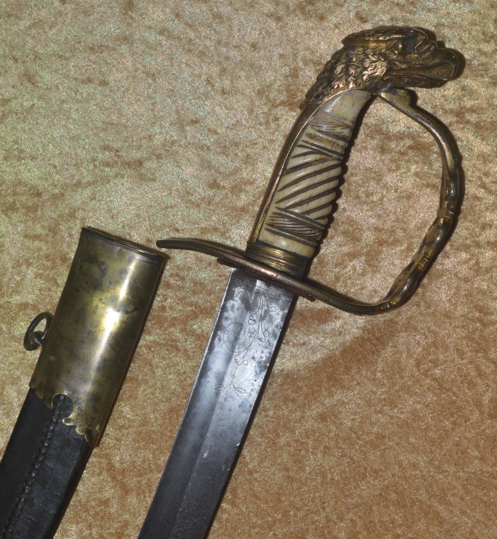 Antique Weapons Dealer for Historic Weapons - Antique Weapon Store