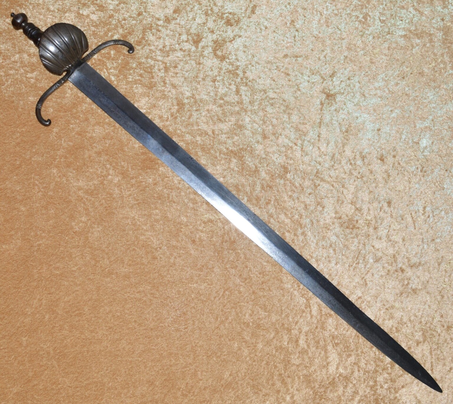 Italian Shell Guard Broadsword, ca. 1630 - Antique Weapon Store